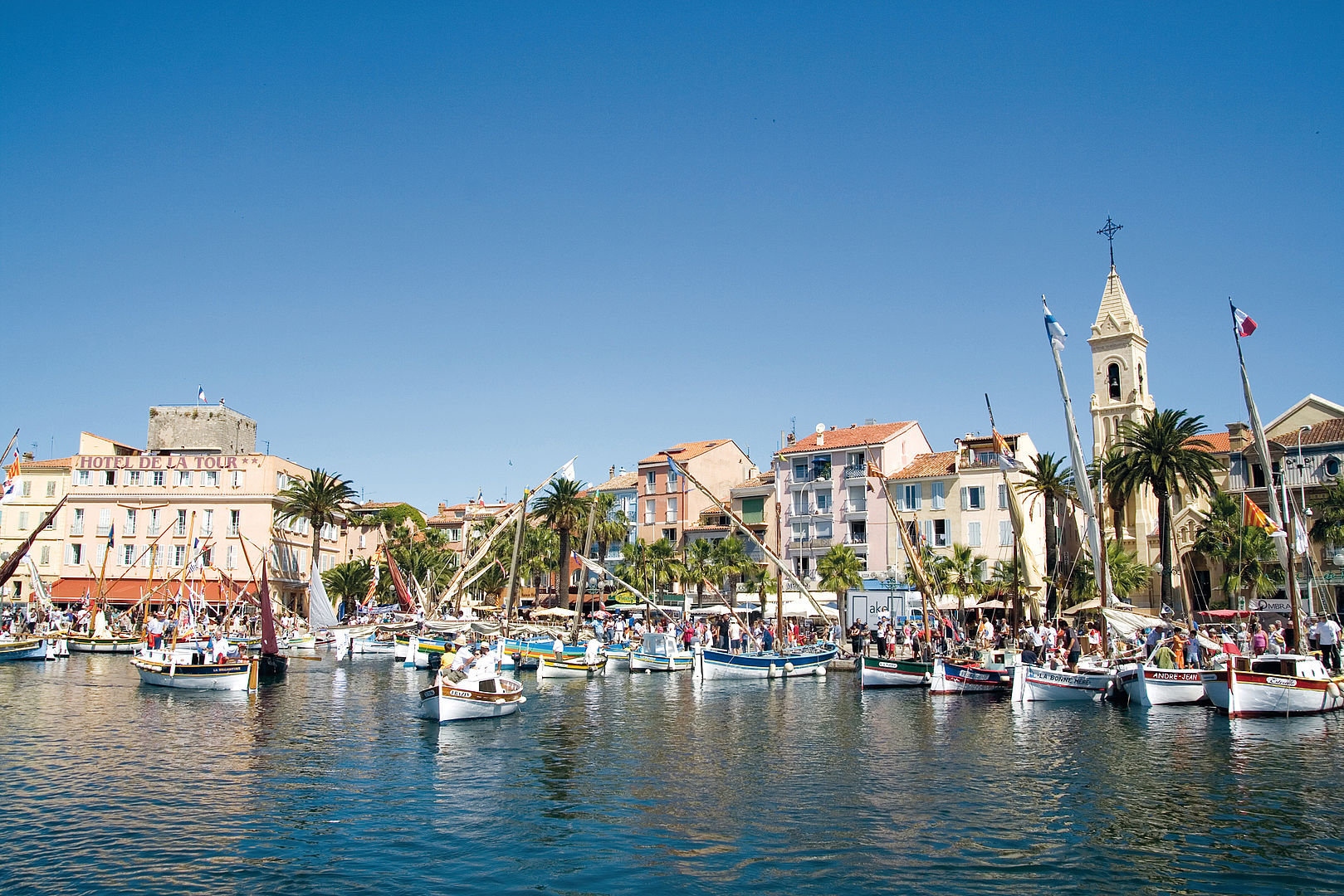La ville de Sanary-sur-Mer vous souhaite la bienvenue